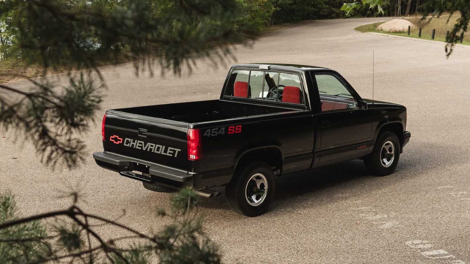 Chevy 454 SS Truck: 1990s Muscle Pickup Gaining Popularity Among Collectors