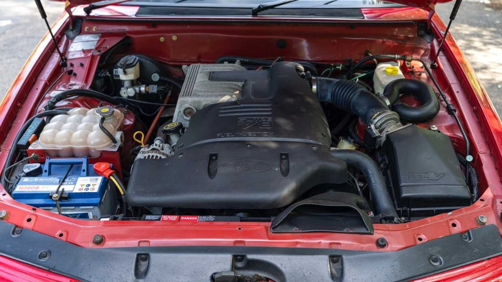 Rare Ford Falcon XR8 Ute: 212 Manual 5.0L V8 Pickup Trucks Produced