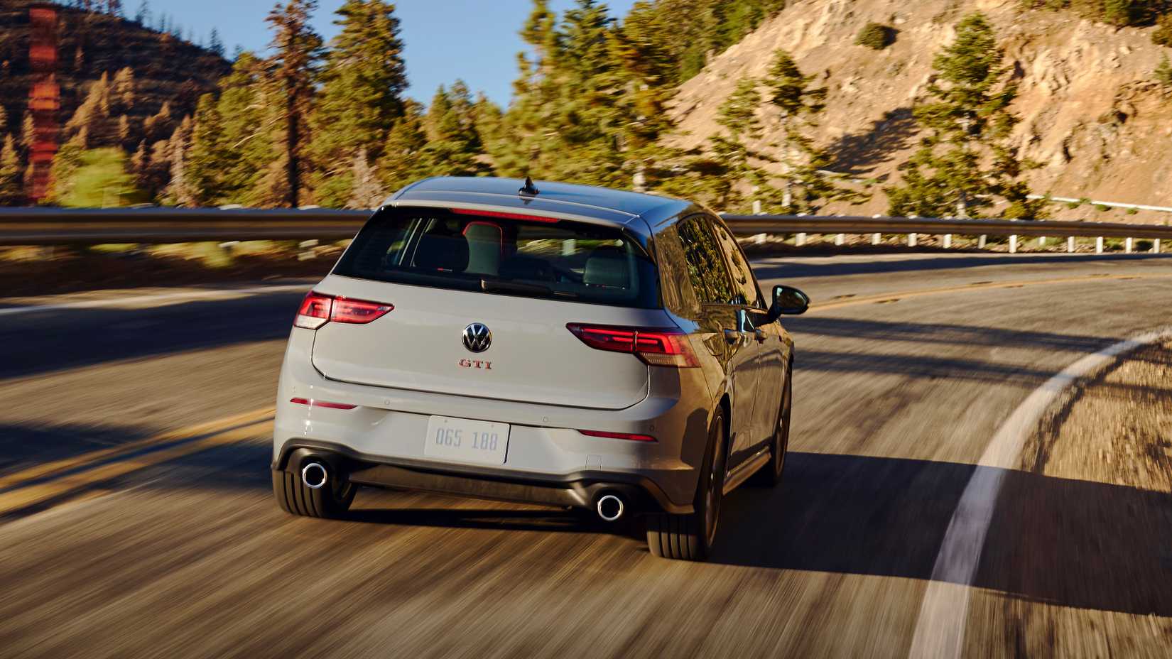 Only One Automaker Is Still Selling An Old-School Hot Hatch With A ...