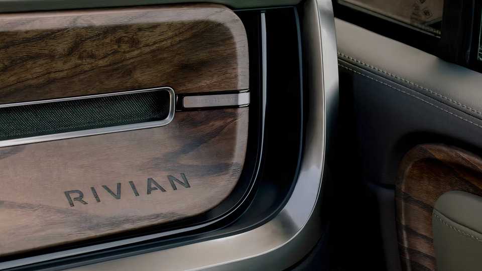2024 Rivian R1T Truck Pricing, Photos & Specs