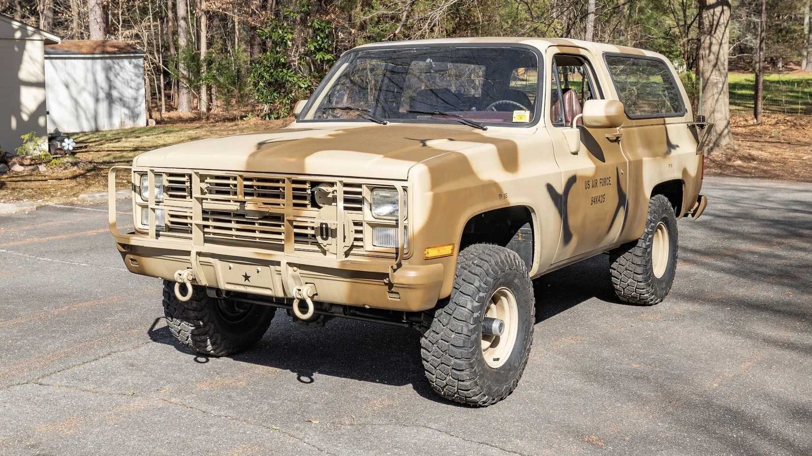 The Military-Spec Chevrolet K5 Blazer M1009 That Served In Desert Storm