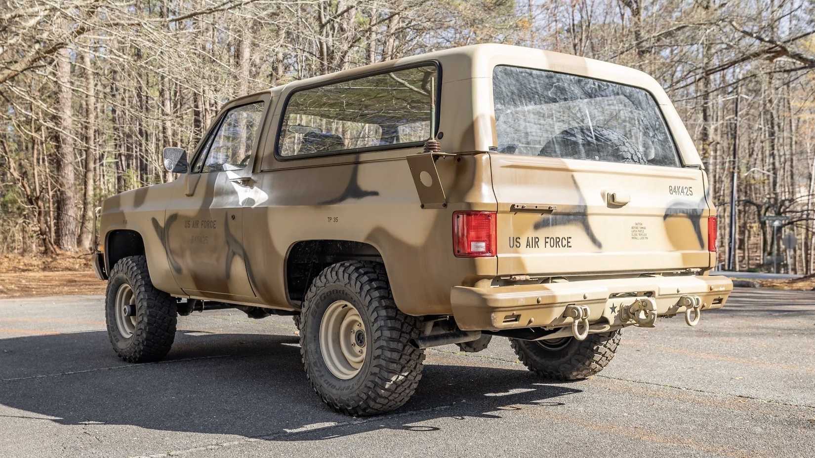 The Military-Spec Chevrolet K5 Blazer M1009 That Served In Desert Storm