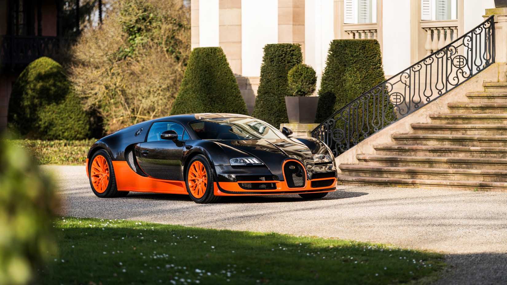 Bugatti Turns Old Pre-Production Veyron Into New Special Edition