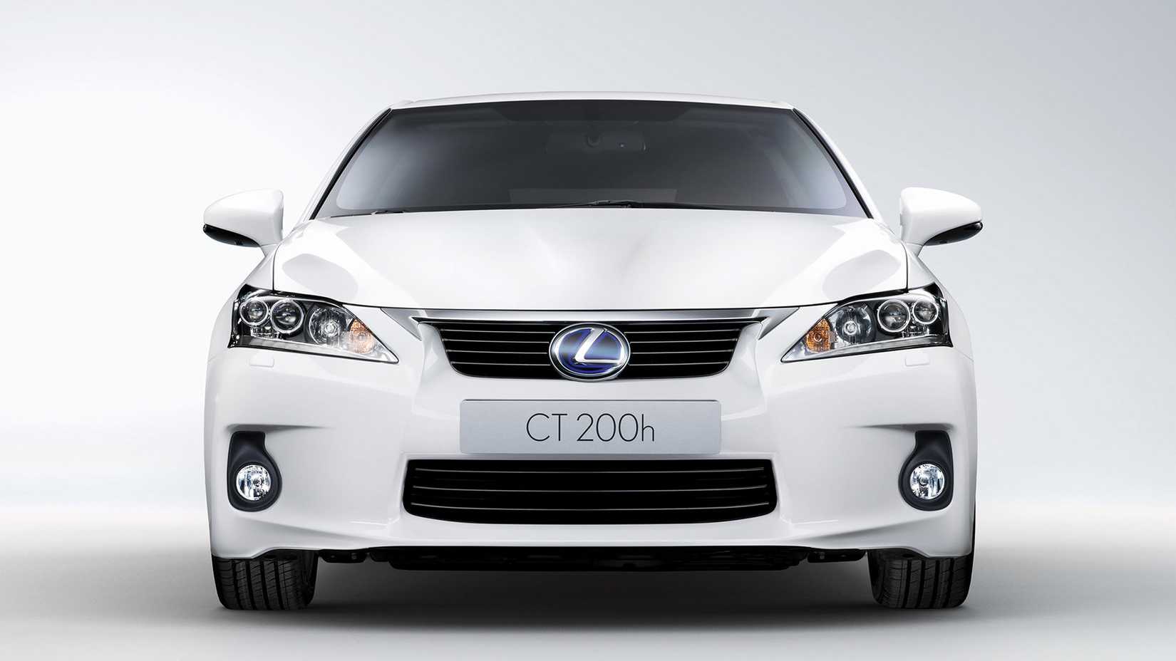 Lexus's CT 200h Is The Luxury Hybrid That's Perfect For The Ongoing ...