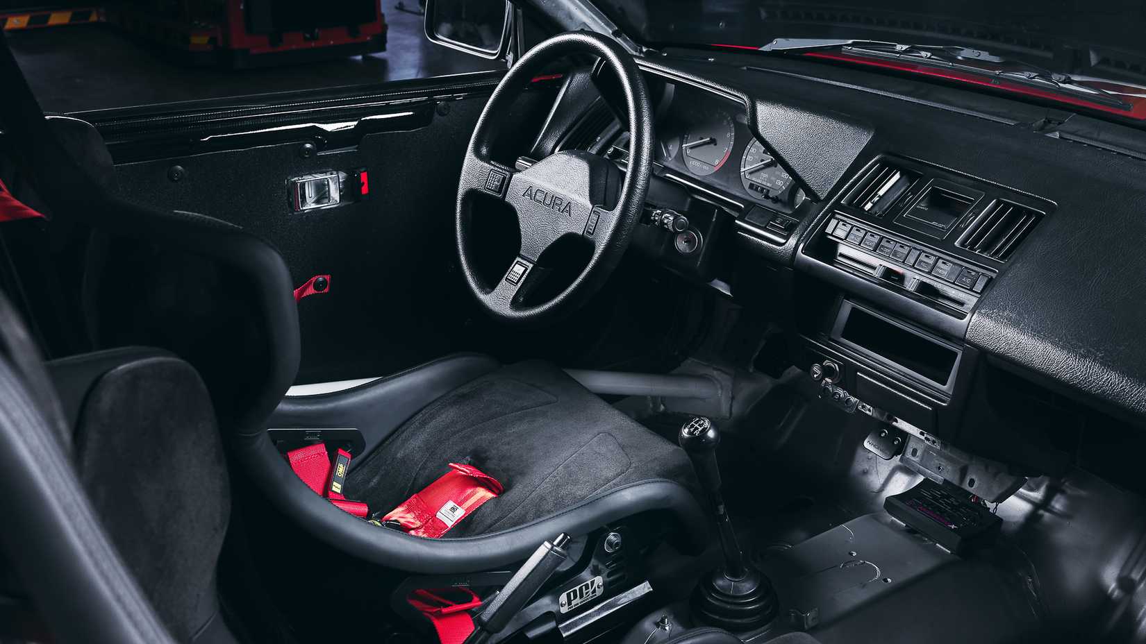 Acura Celebrates 40 Years In US With A Retrotastic Integra Tribute Race Car
