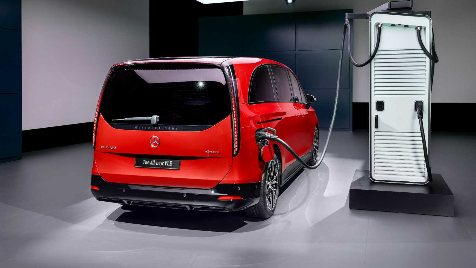 Mercedes-Benz VLE-Class Debuts: A New Minivan For America