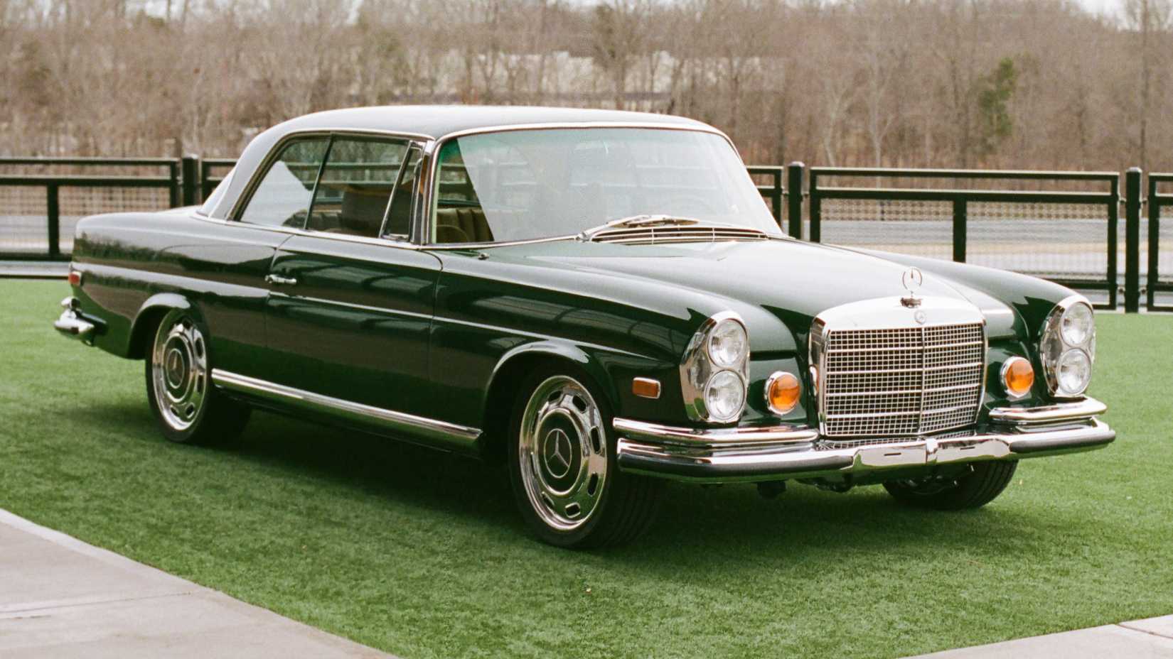 Old Mercedes 280SE Restomod Combines Timeless Style With An AMG V8