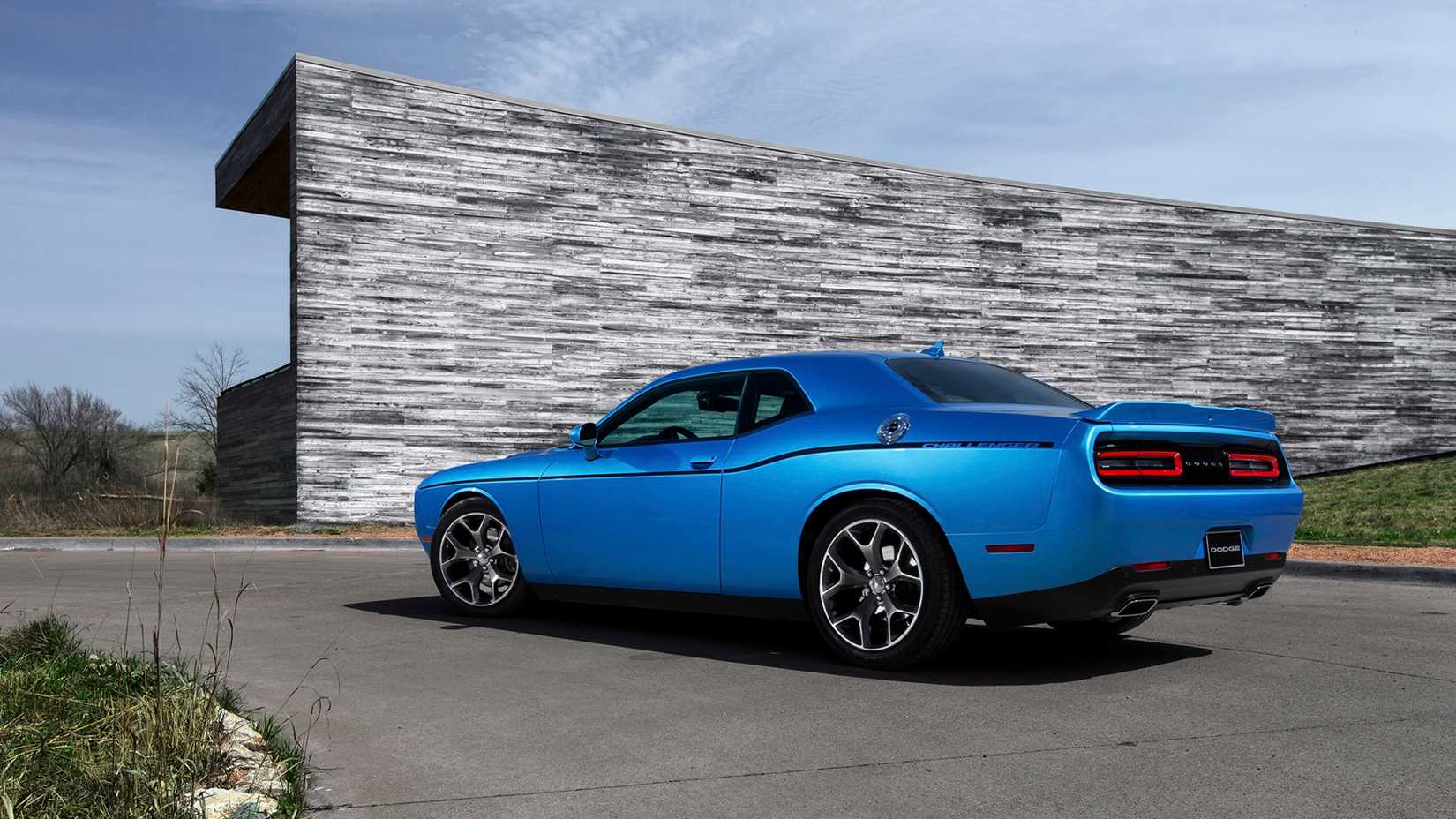 Dodge's V6-Powered Challenger SXT Could Be The Bargain Muscle Car You ...