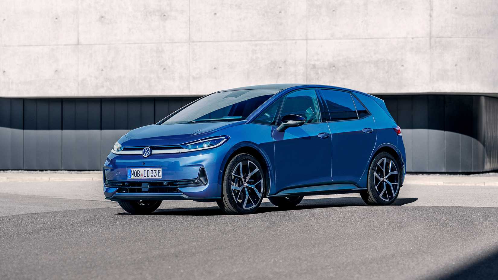 Volkswagen Unveils ID.3 Neo With Updated Face And Buttons Galore