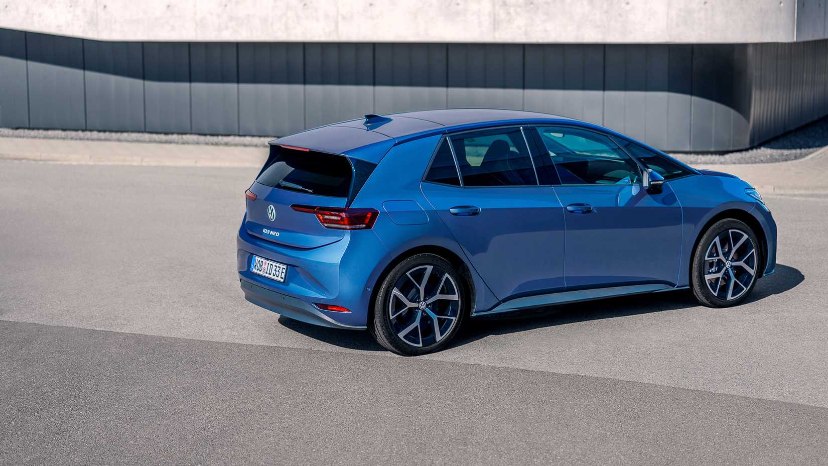 Volkswagen Unveils ID.3 Neo With Updated Face And Buttons Galore