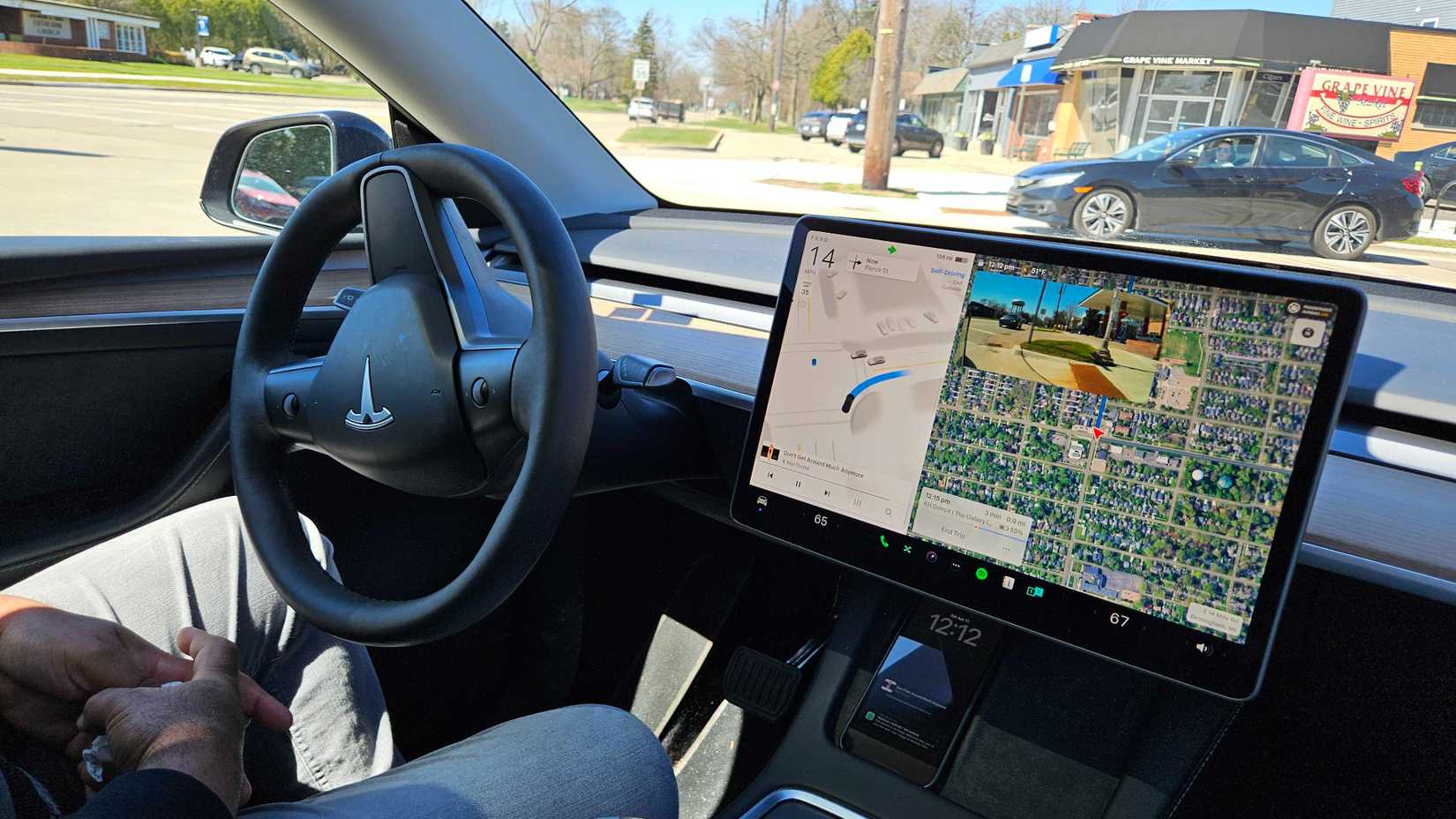 Tesla Roadster Will Be The Last Tesla You Can Drive Yourself