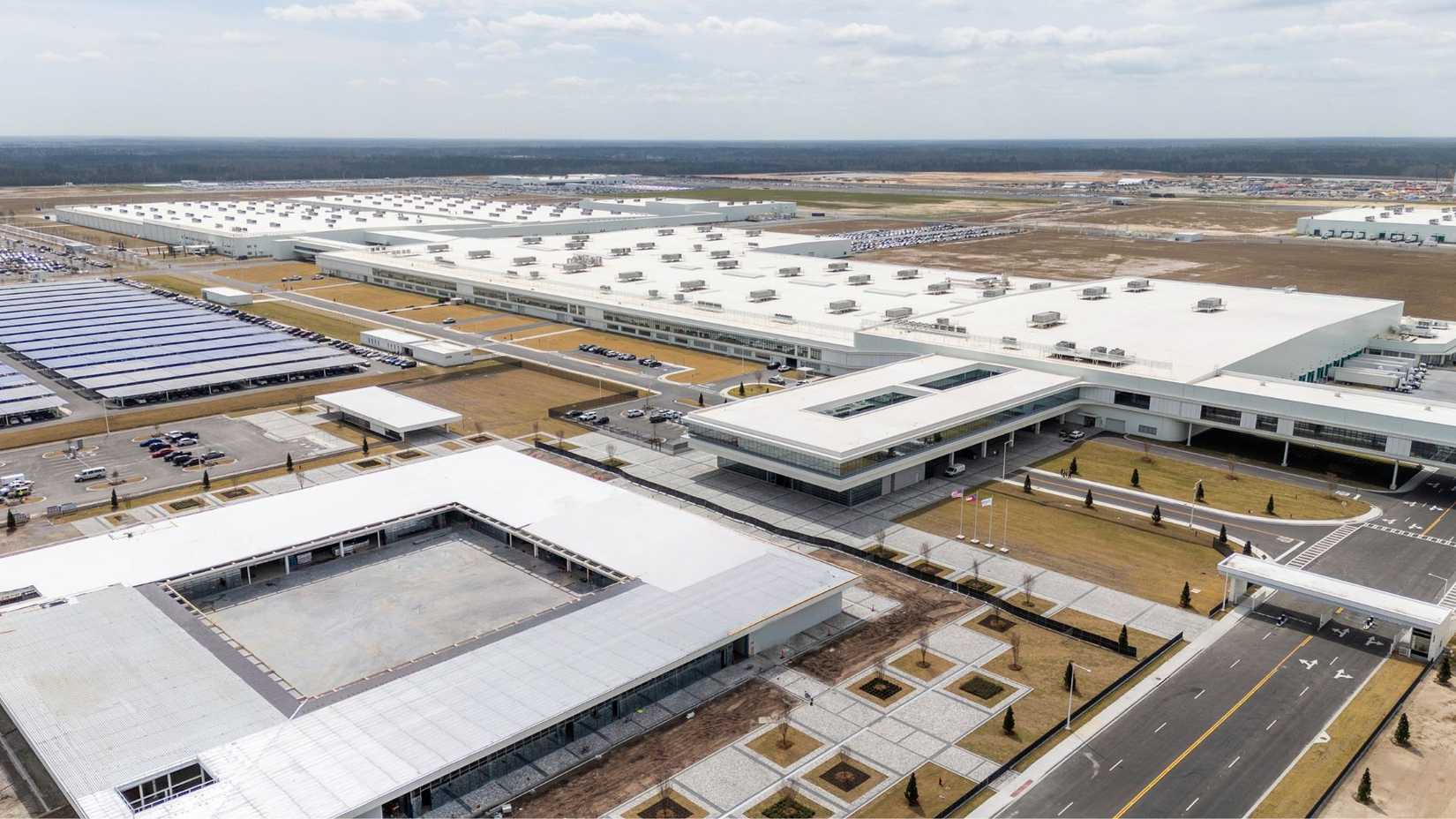How Kia Quietly Built The Most Tariff-Proof Car Factory In America