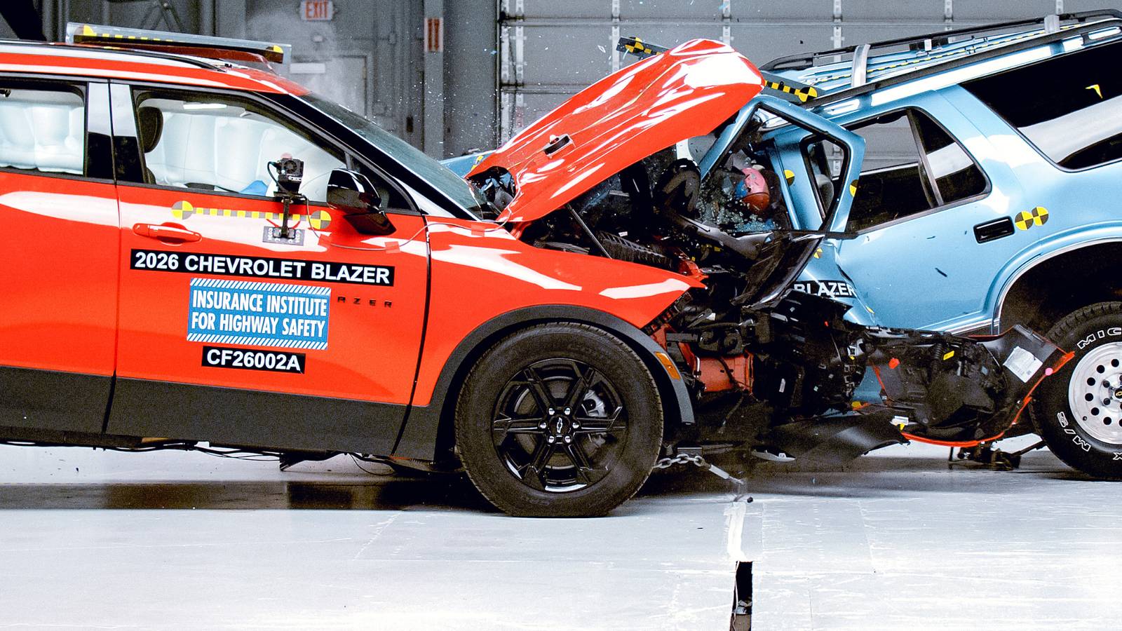 Old Vs New Chevy Blazer Crash Test Shows Shocking Progress In Vehicle ...