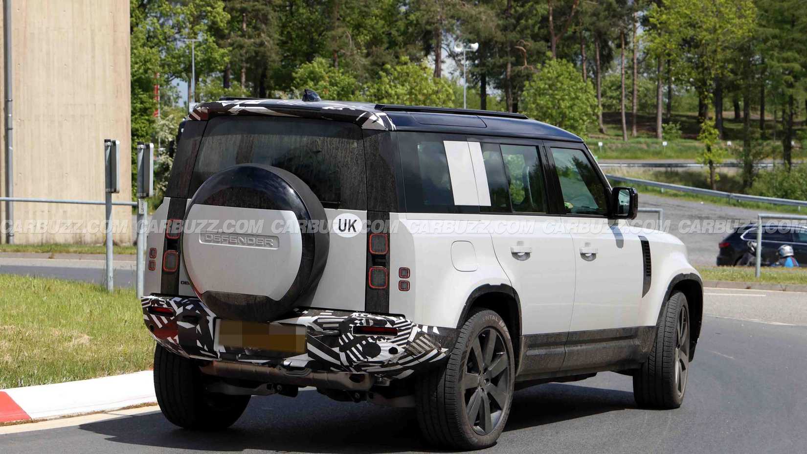 The Latest Land Rover Defender Spy Shots Leave Little To The Imagination