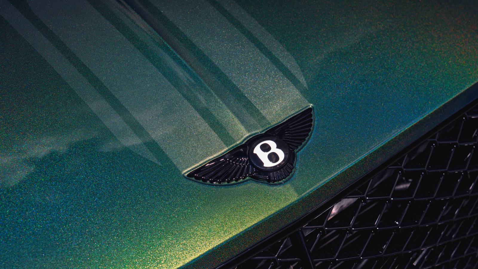 Bentley's New Paint Shop Just Created A Gorgeous Green Masterpiece