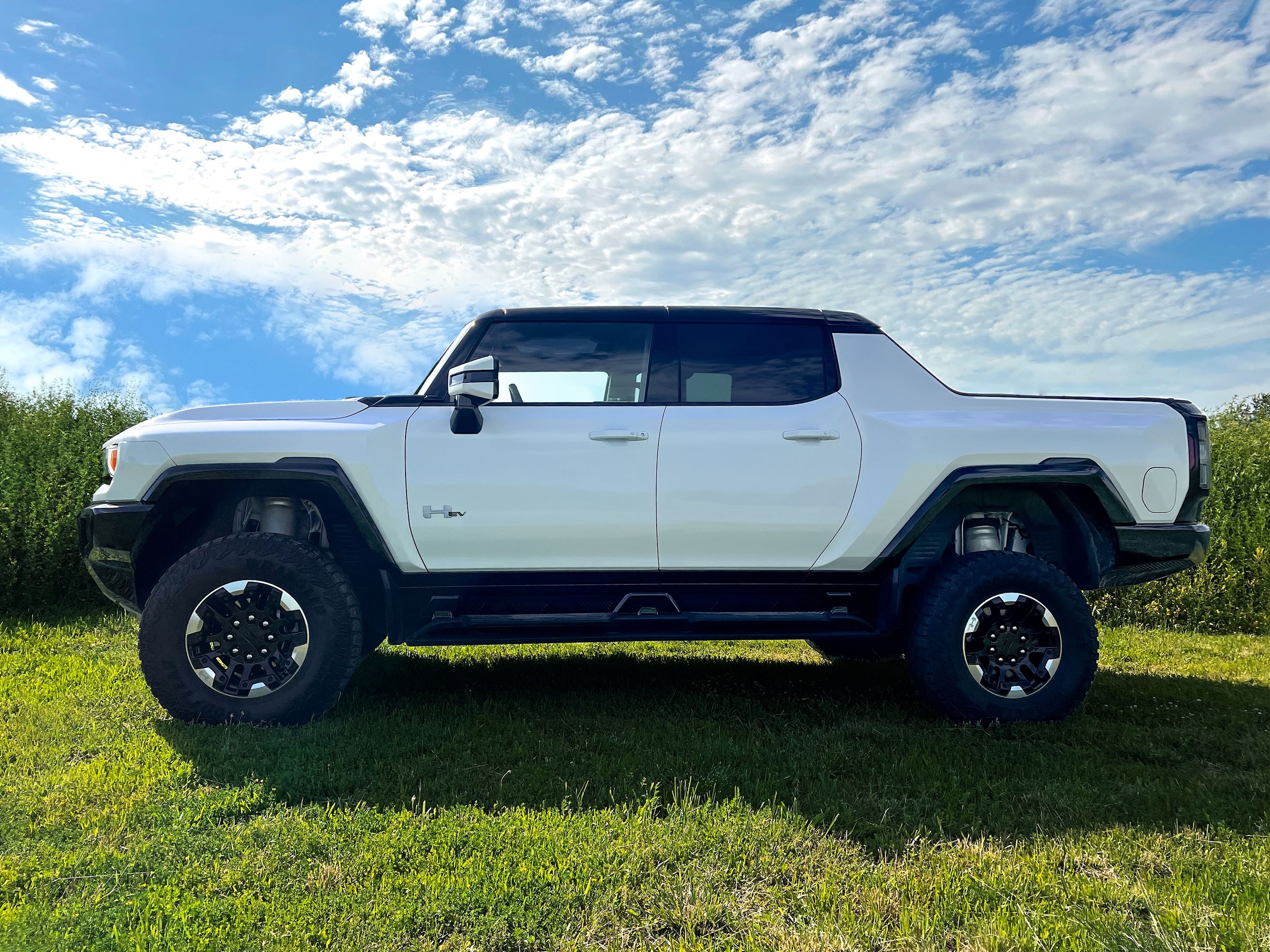 GMC Shows Off Hummer EV's Super-Lifted Extract Mode