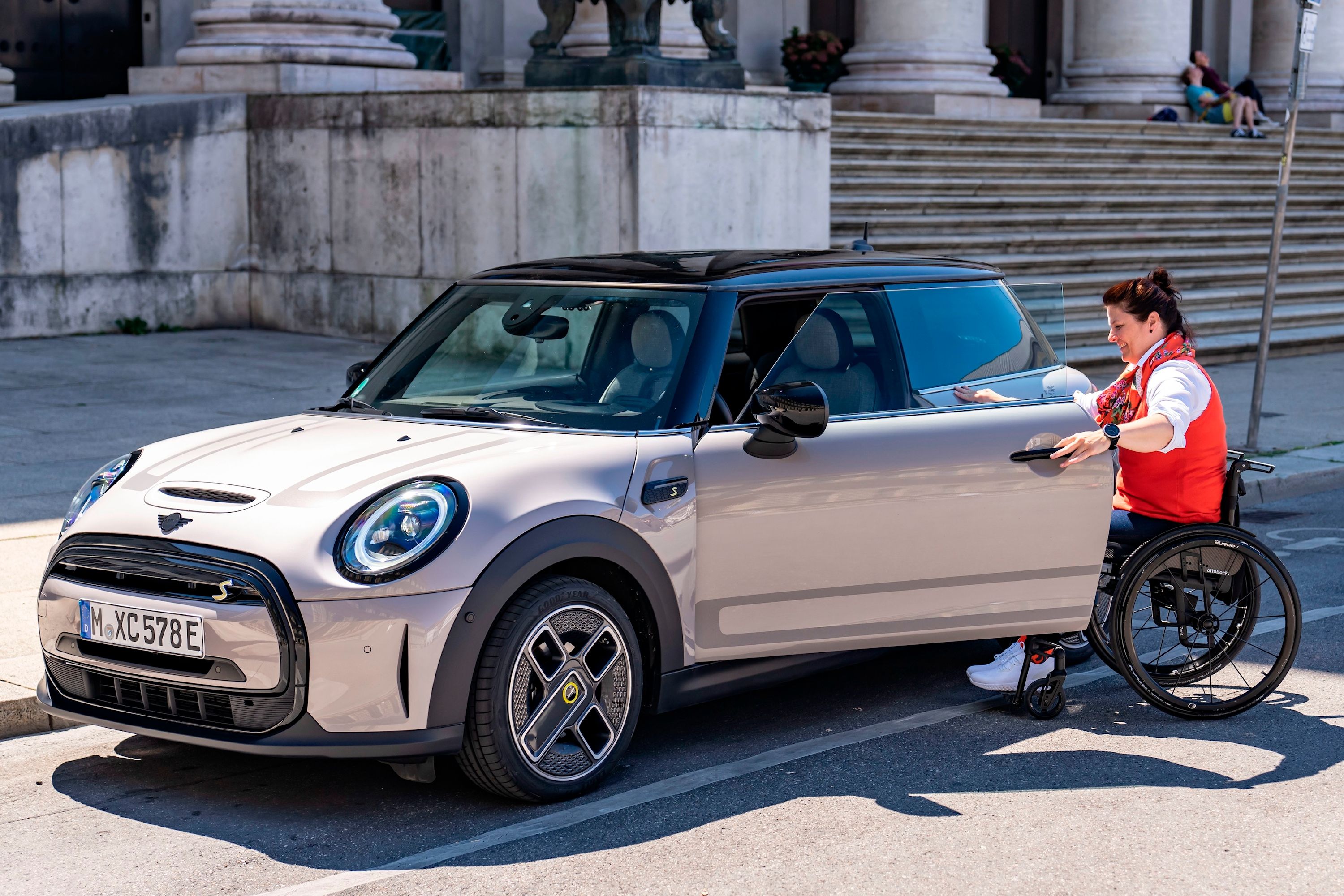 Mini Cooper Electric Gets Disability-Friendly Hand Controls