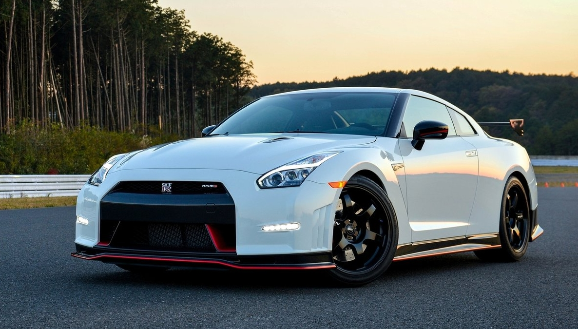 2016 Nissan GT-R NISMO Price Trends