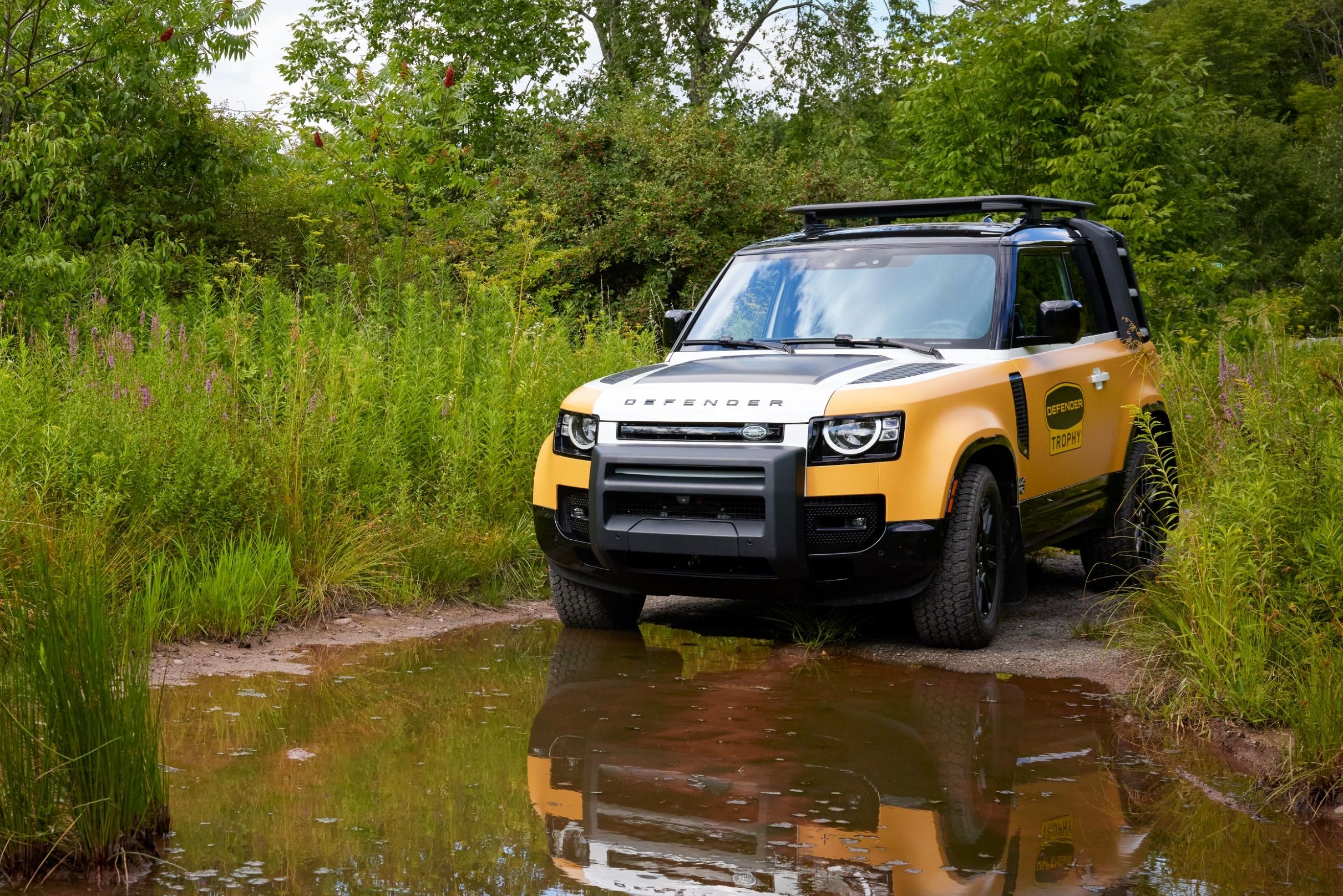 Land Rover Defender Trophy Edition Pays Tribute To A Legend