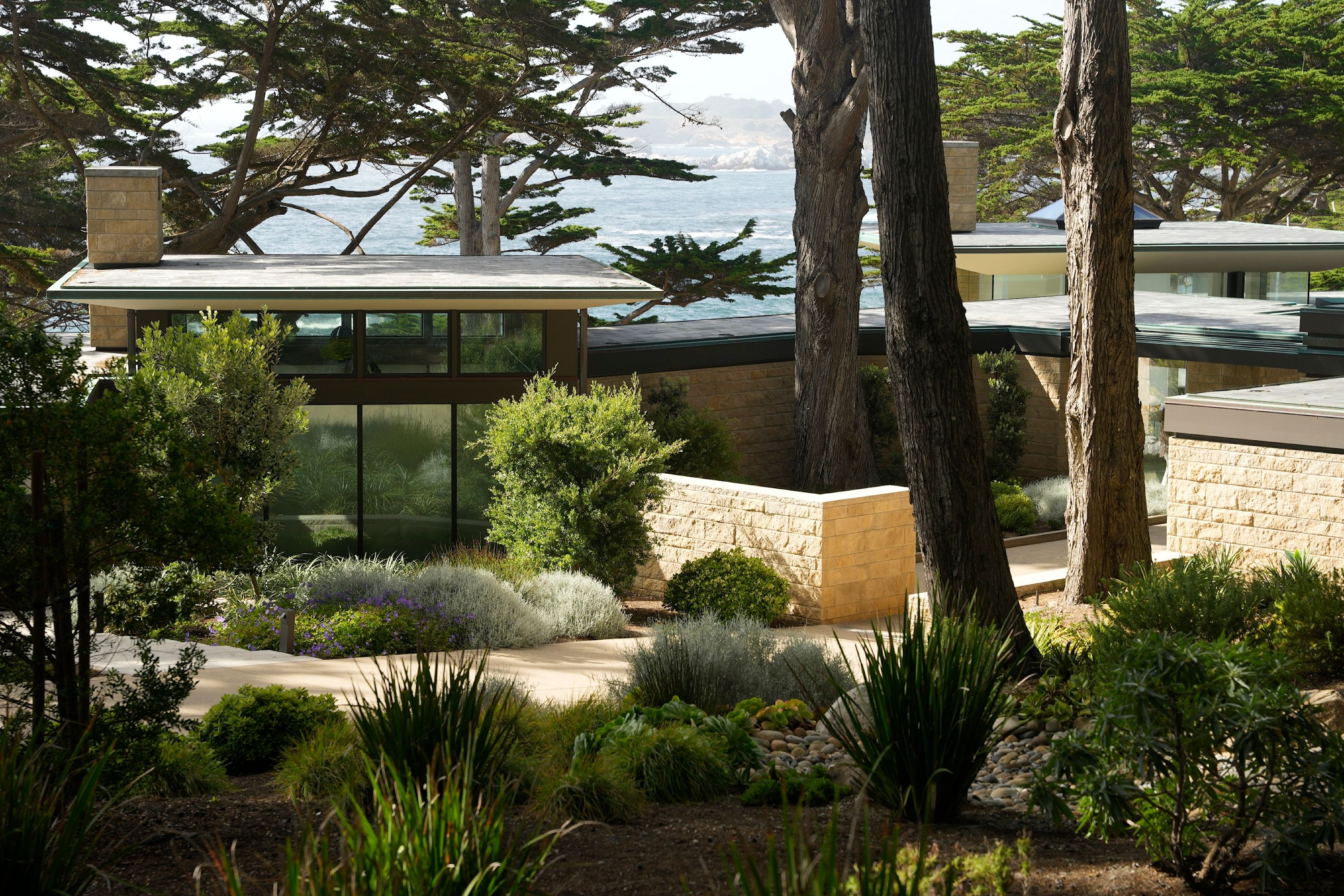 Land Rover To Launch Ultra-Exclusive Model At New Range Rover House