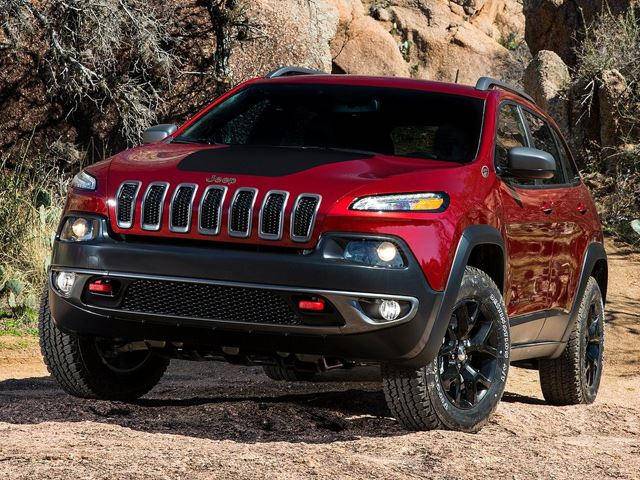 Jeep Cherokee Designer Defends its Radical Front-End