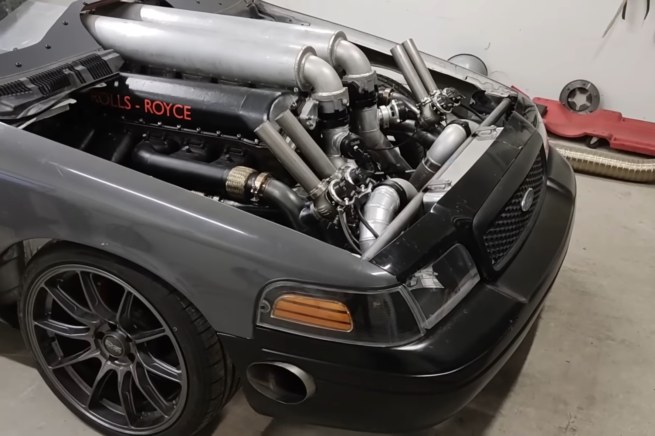 Crown Victoria With 27-Liter V12 Tank Engine Hits The Dyno