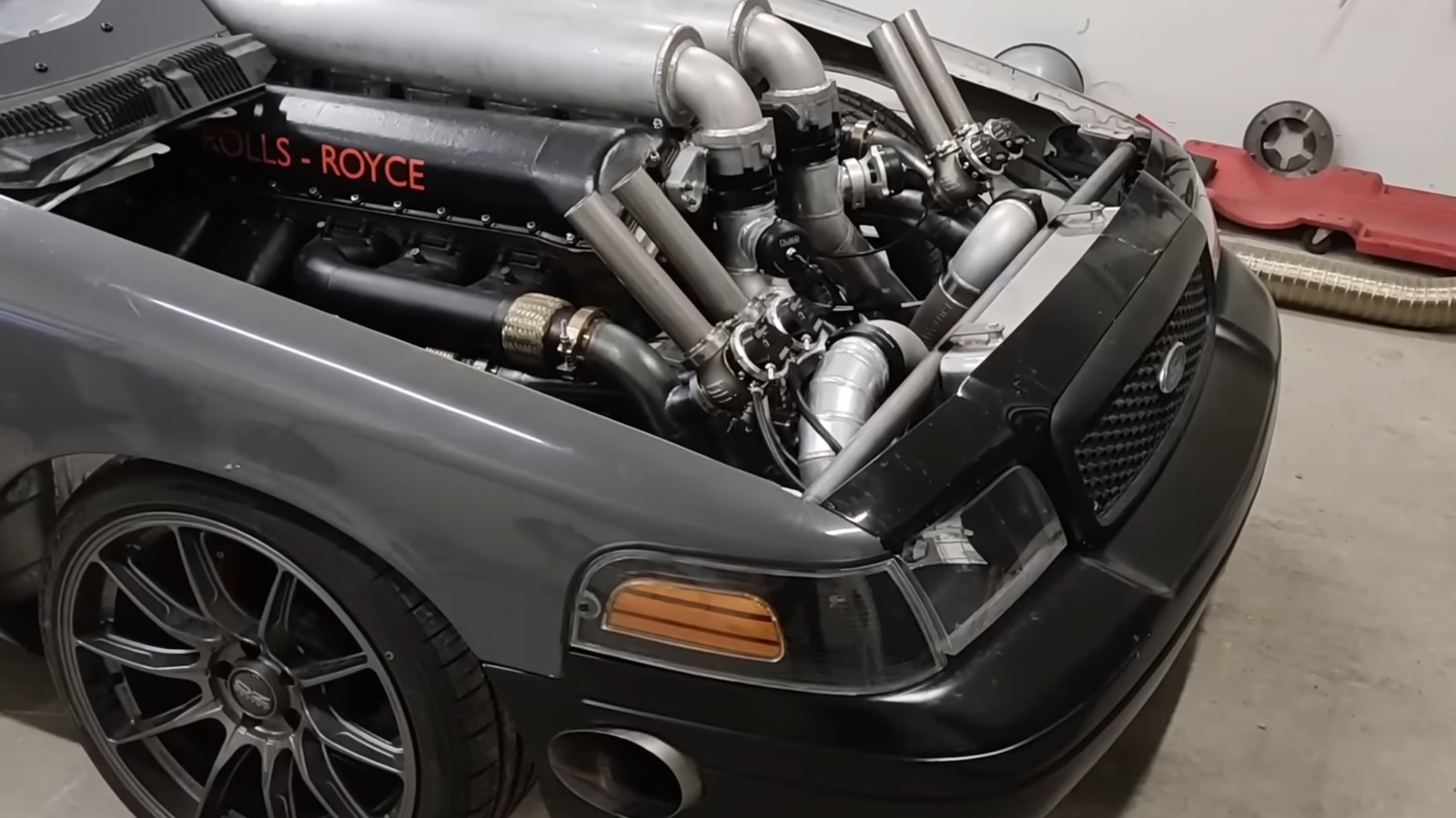 Crown Victoria With 27-Liter V12 Tank Engine Hits The Dyno