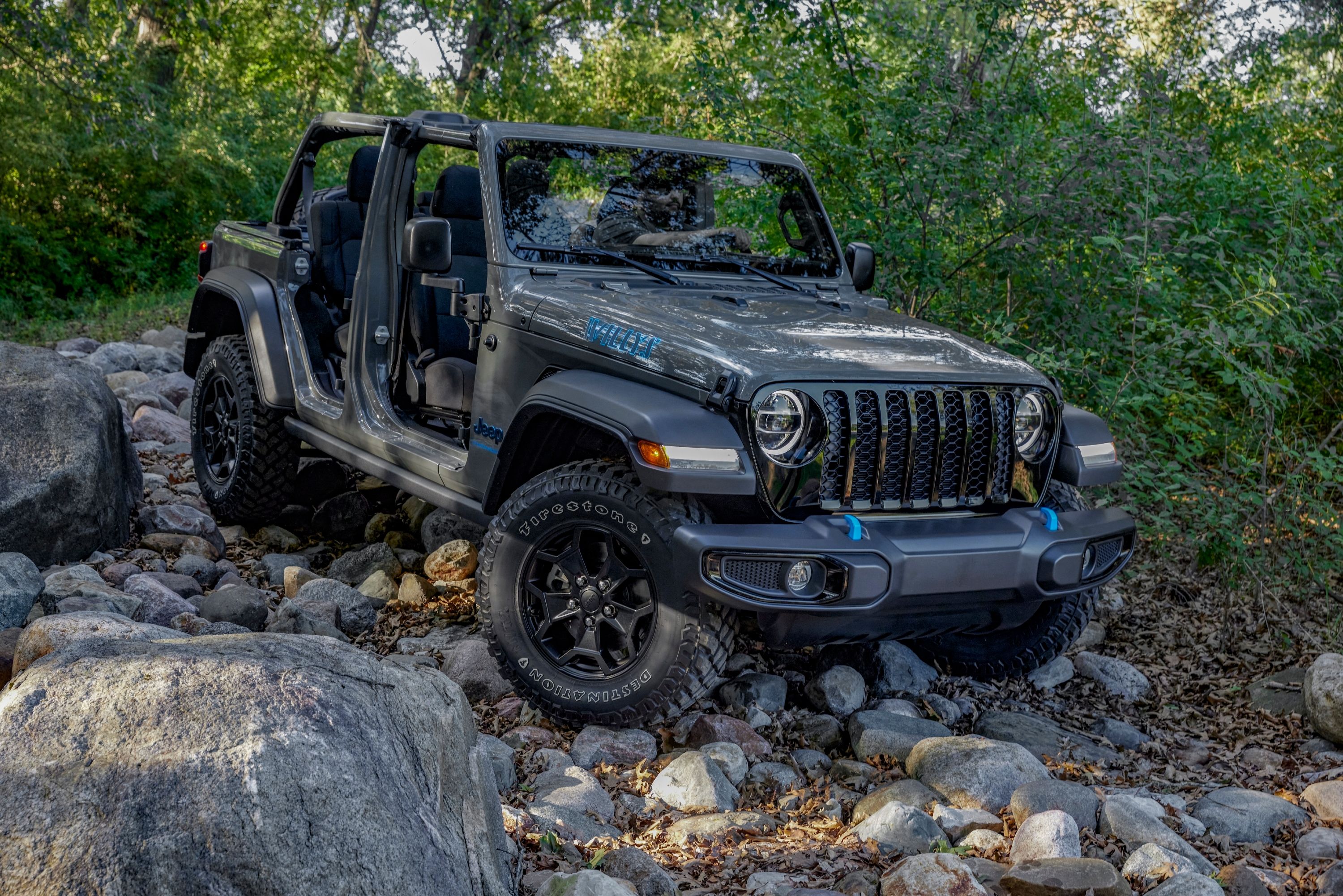Jeep Wrangler Willys 4xe Adds Retro Style To Futuristic Power