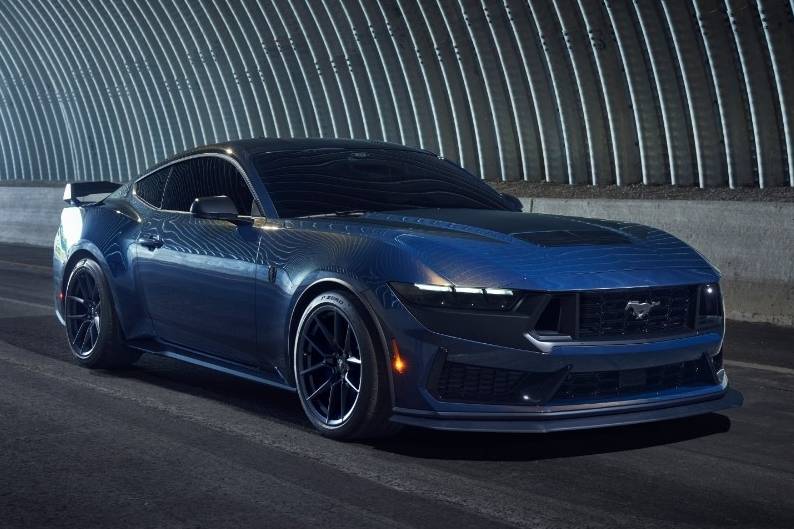 2025 Ford Mustang Dark Horse Pricing, Photos & Specs