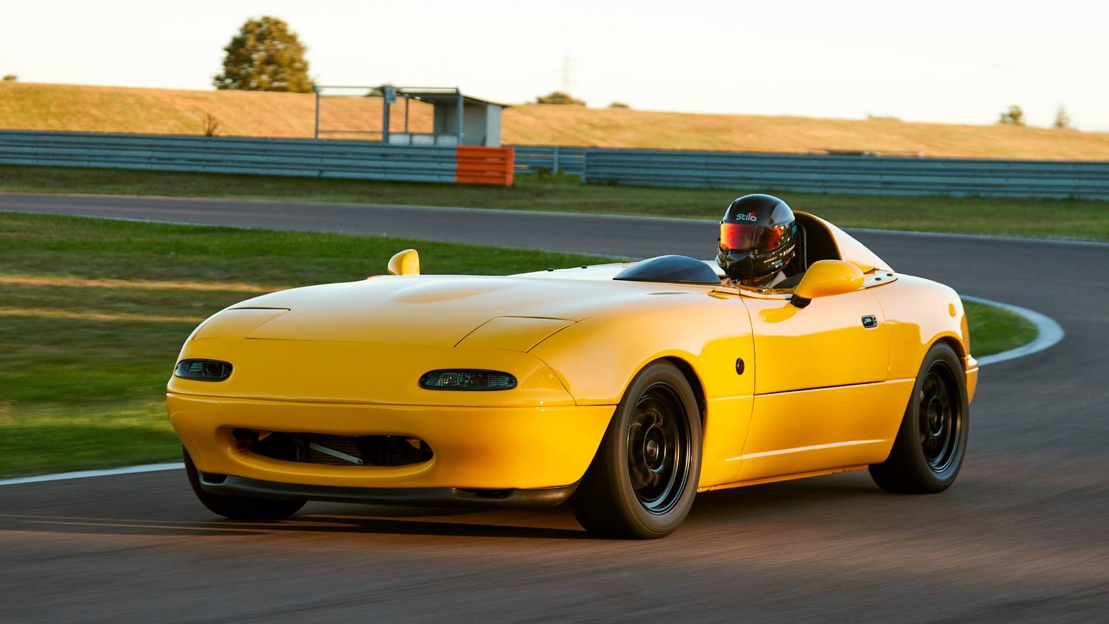 Single-Seater NA Mazda Miata Speedster Packs ND MX-5 Power