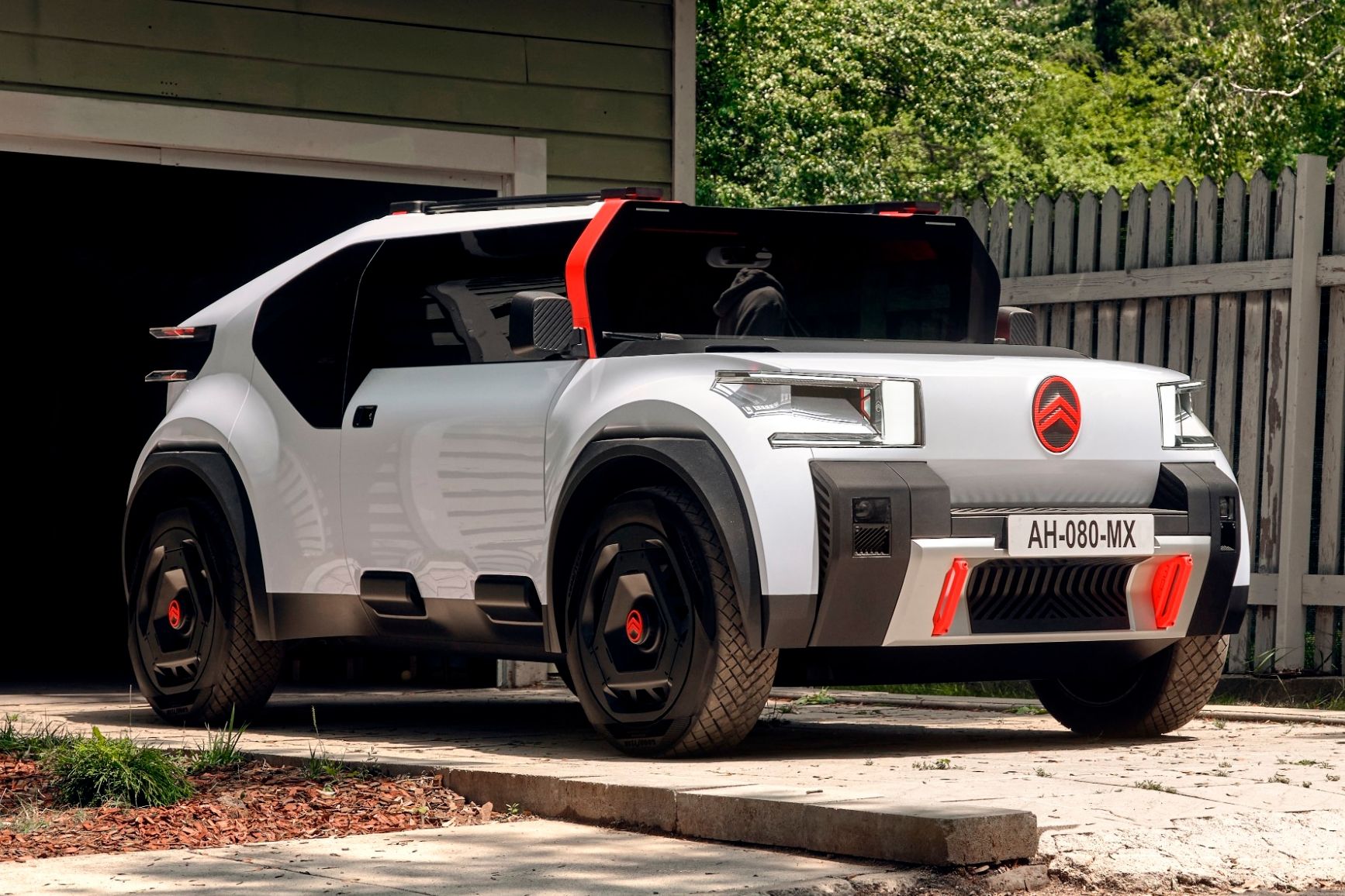 New Citroen EV Concept Looks Like A Baby Hummer Made From Lego