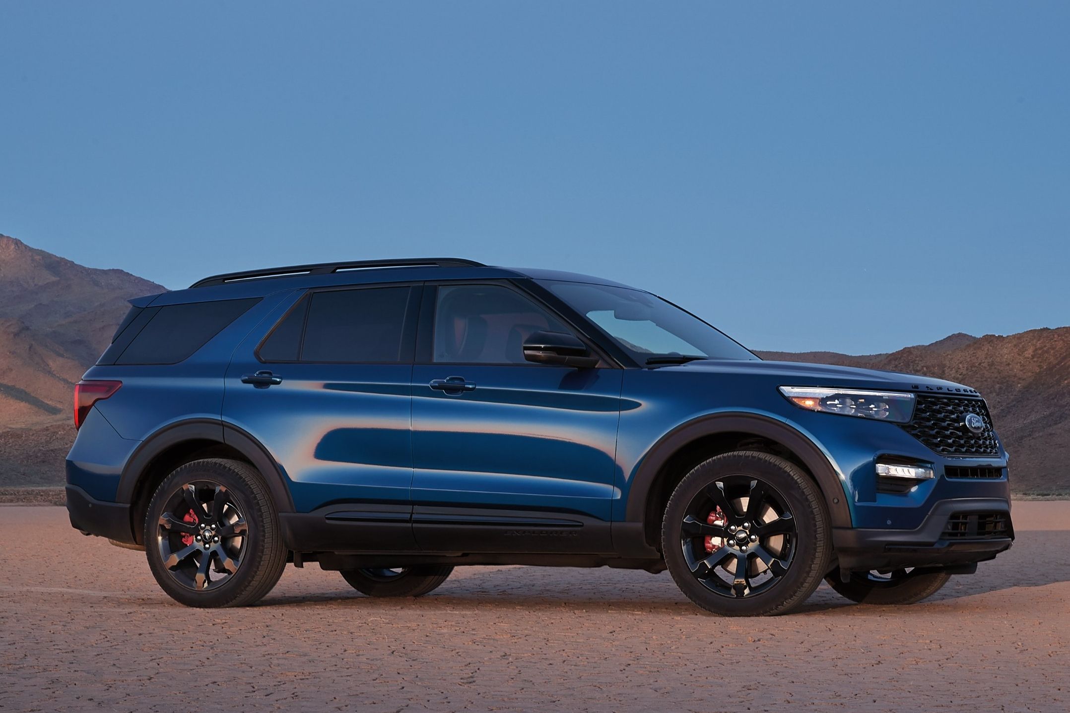 Ford Explorer ST Follows In The Bronco's Footsteps With Performance ...