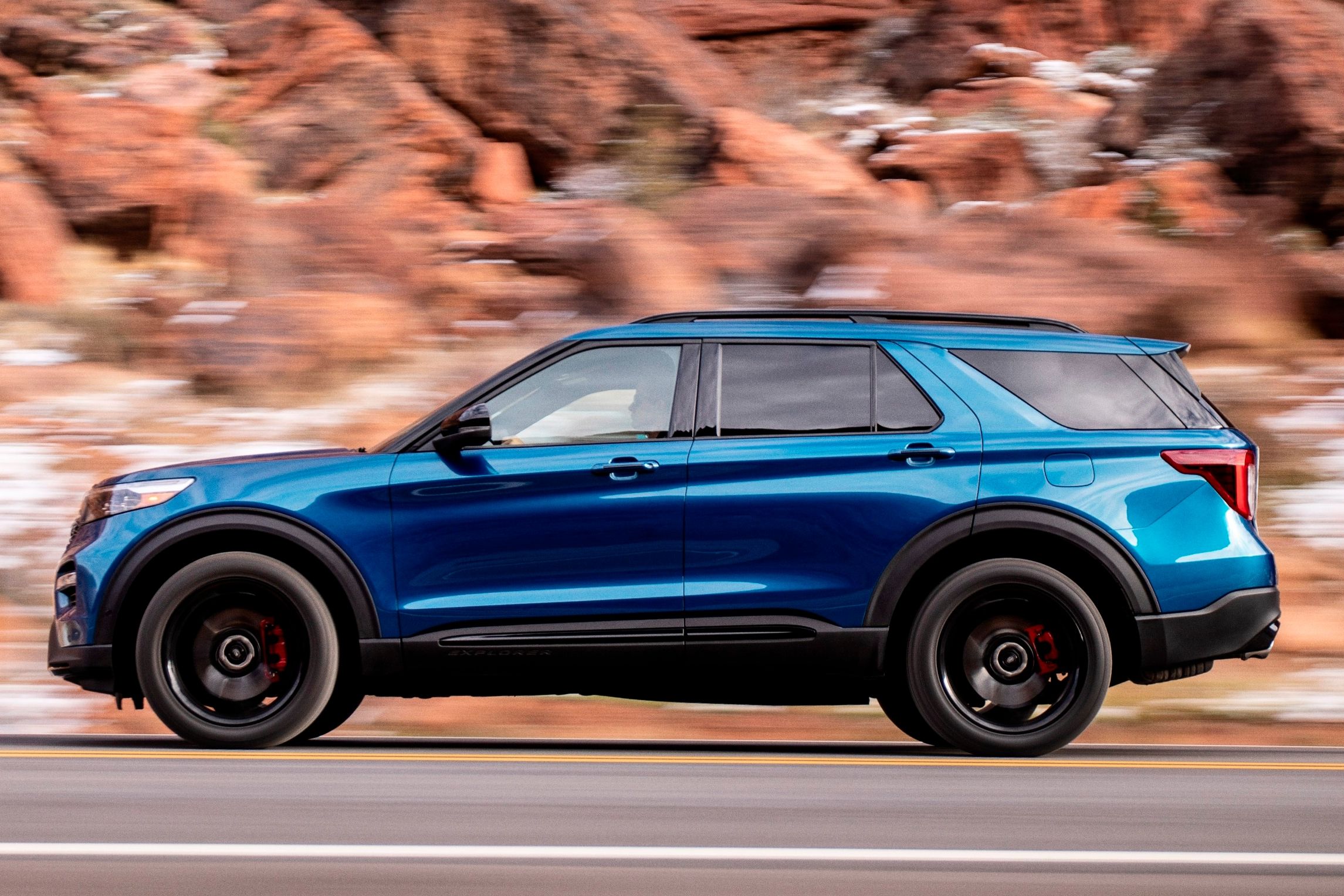 Ford Explorer ST Follows In The Bronco's Footsteps With Performance ...