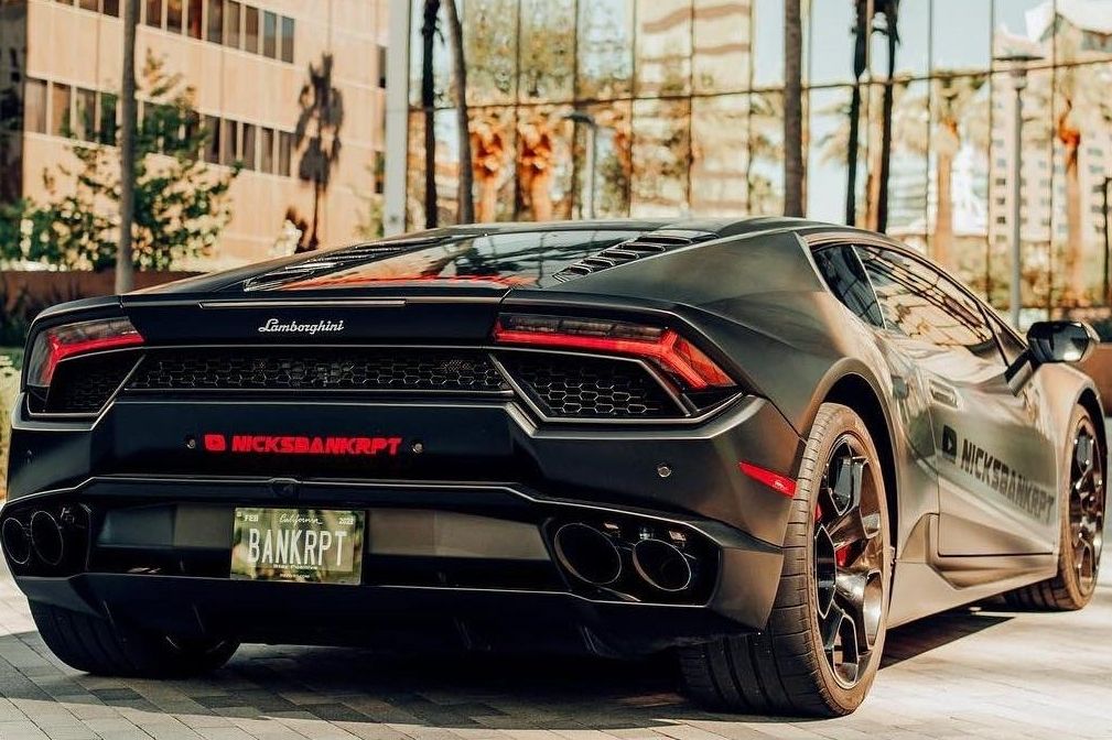 Digital License Plates Are Now Legal In California digital-license-plates-are-now-legal-in-california