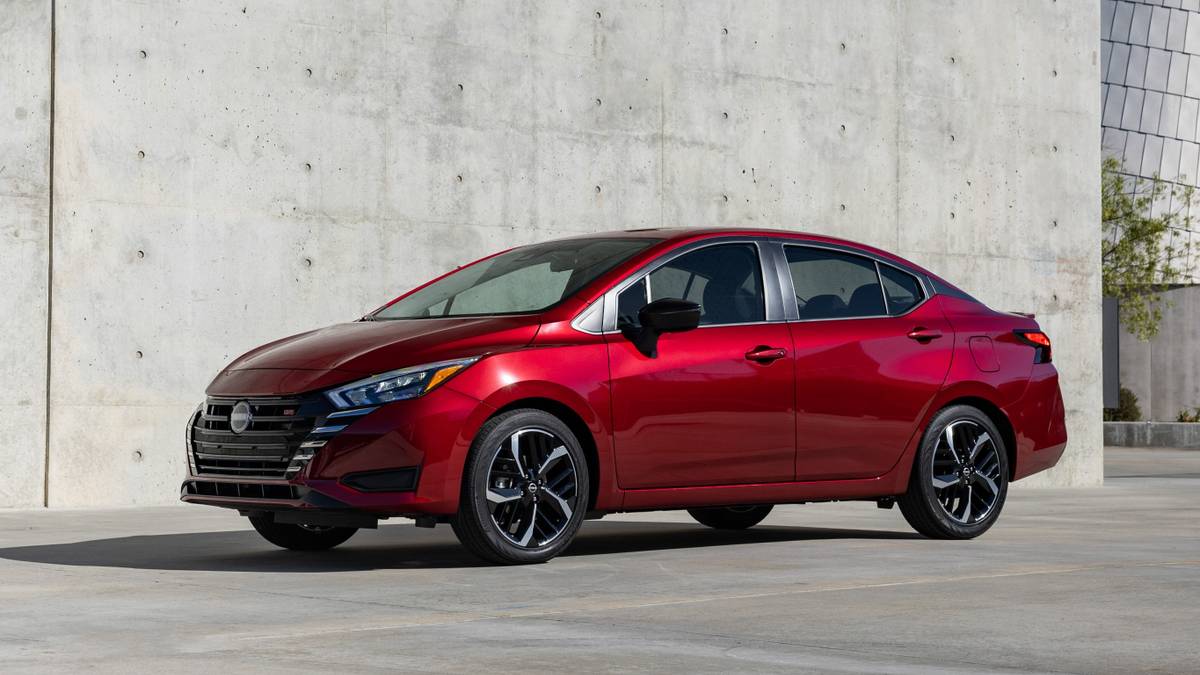 2025 Nissan Versa Sedan Pricing, Photos & Specs