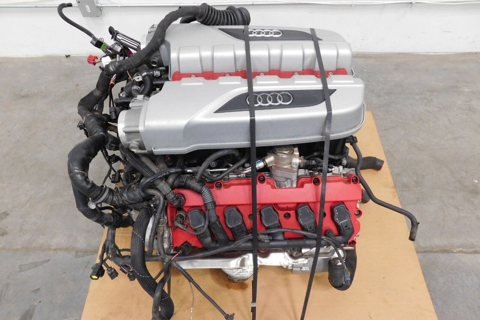 Audi R8 V10 Engine
