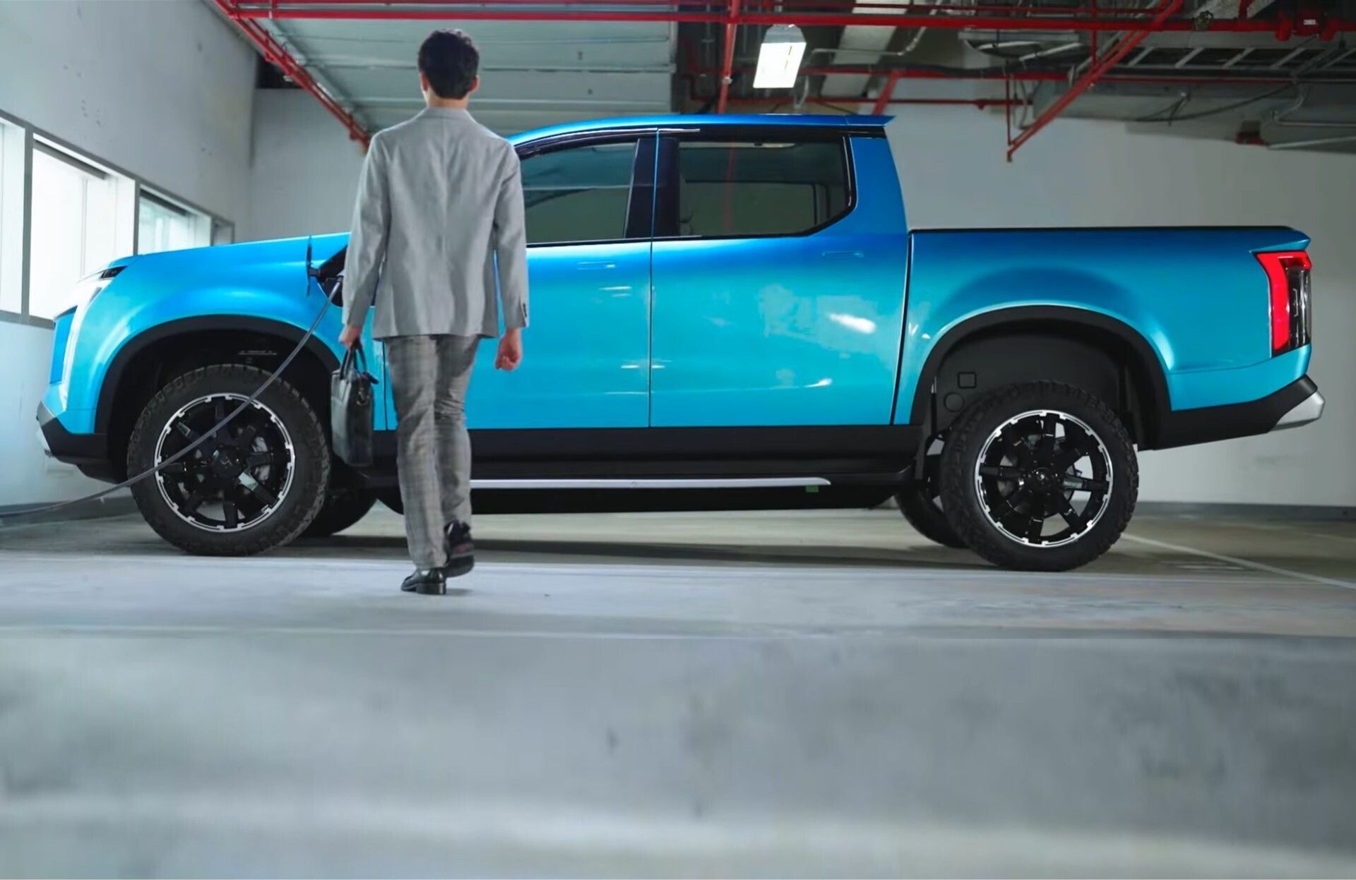 Foxtron Unveils Model V EV Pickup Truck As Ford Maverick Lightning Rival