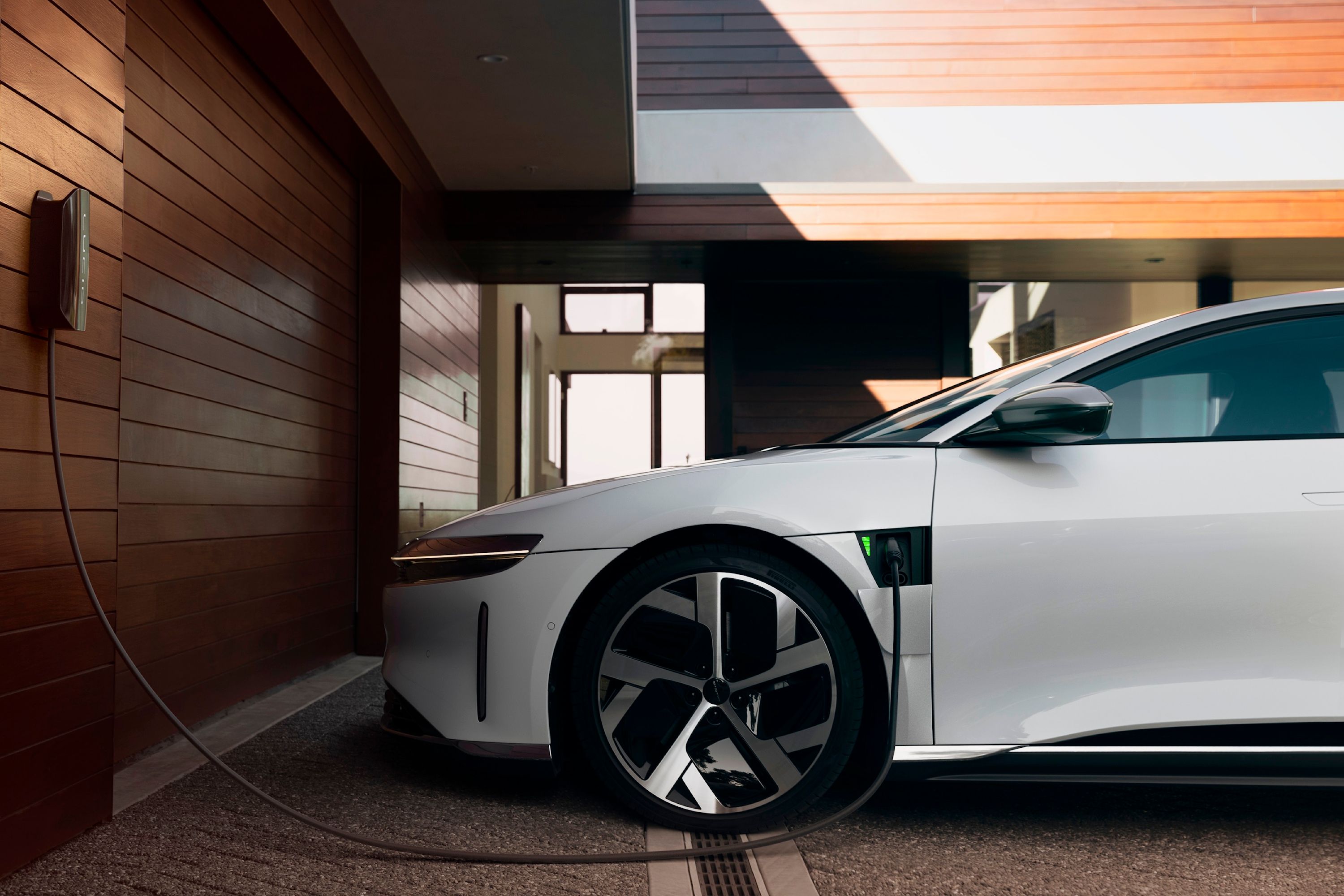 Lucid Introduces New Home Electric Car Charger That Adds 80 Miles Of ...
