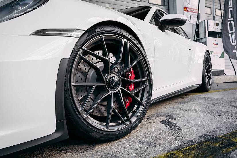 Porsche 911 Turbo, GTS And 911 GT3 Get New Center Locking Wheels By TechArt