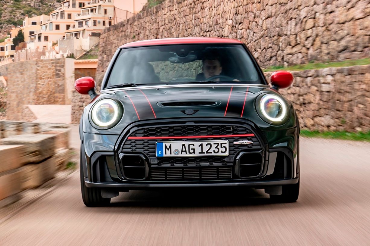 Mini Opens Driving School In California To Teach People How To Drive Stick