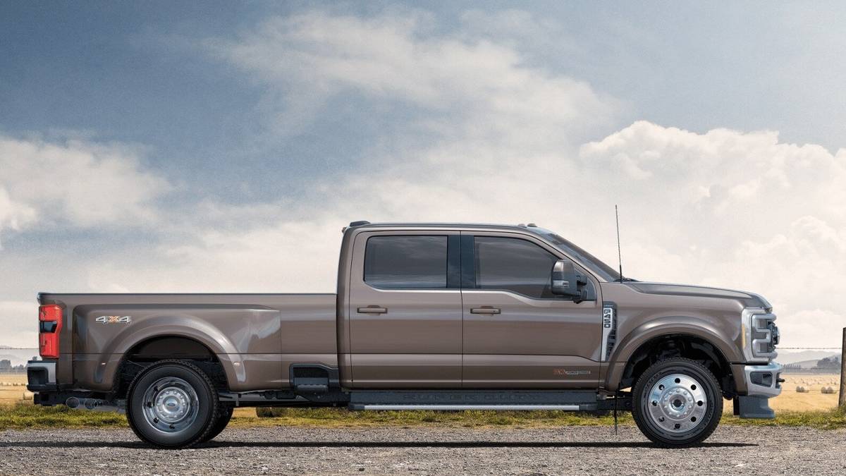 2024 Ford F-450 Super Duty Specs & Trims