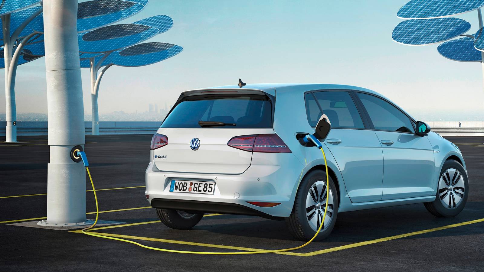 OFFICIAL: Next-Generation Volkswagen Golf Is Going Electric