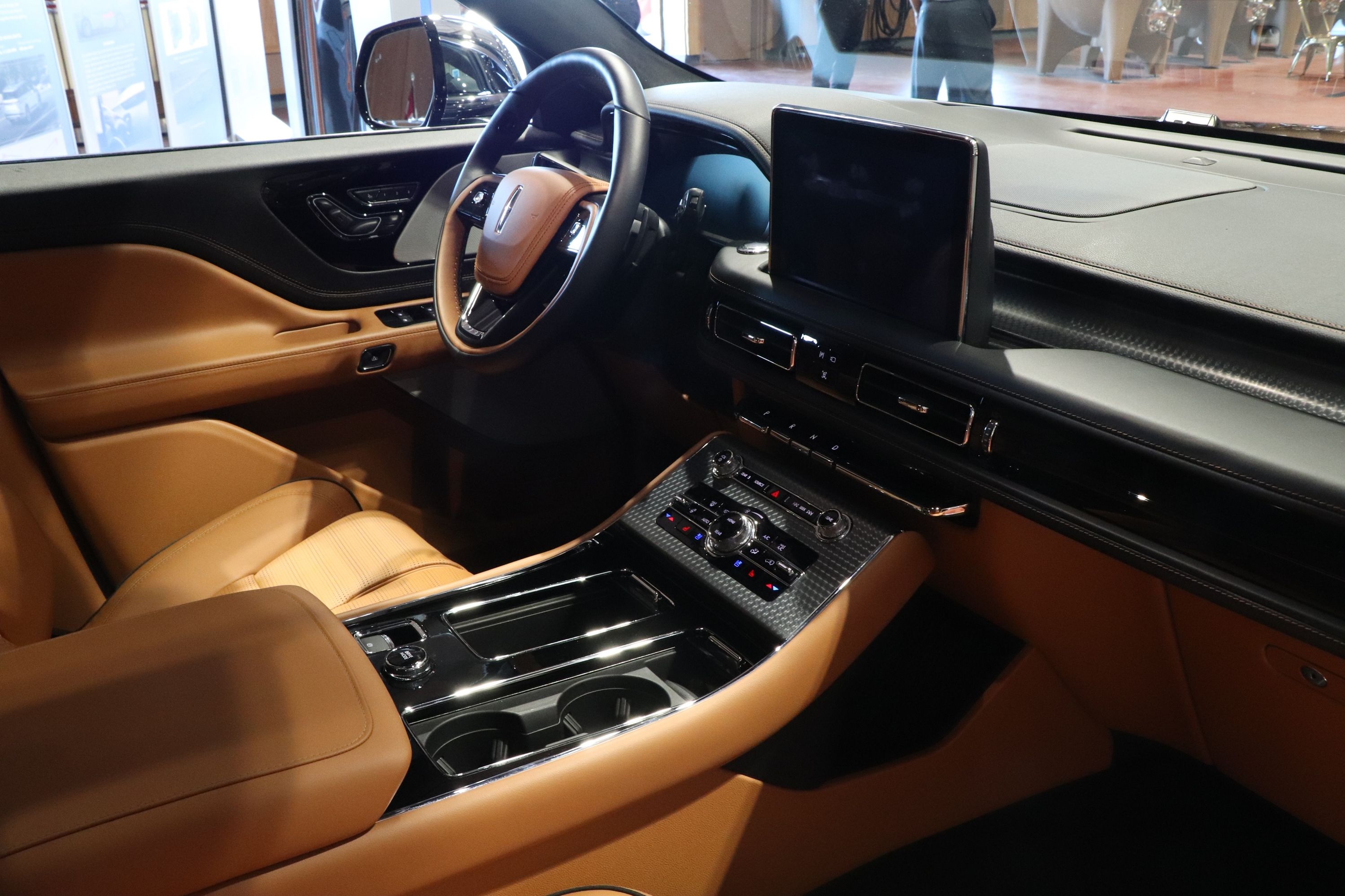 2021 Lincoln Aviator Specs & Trims