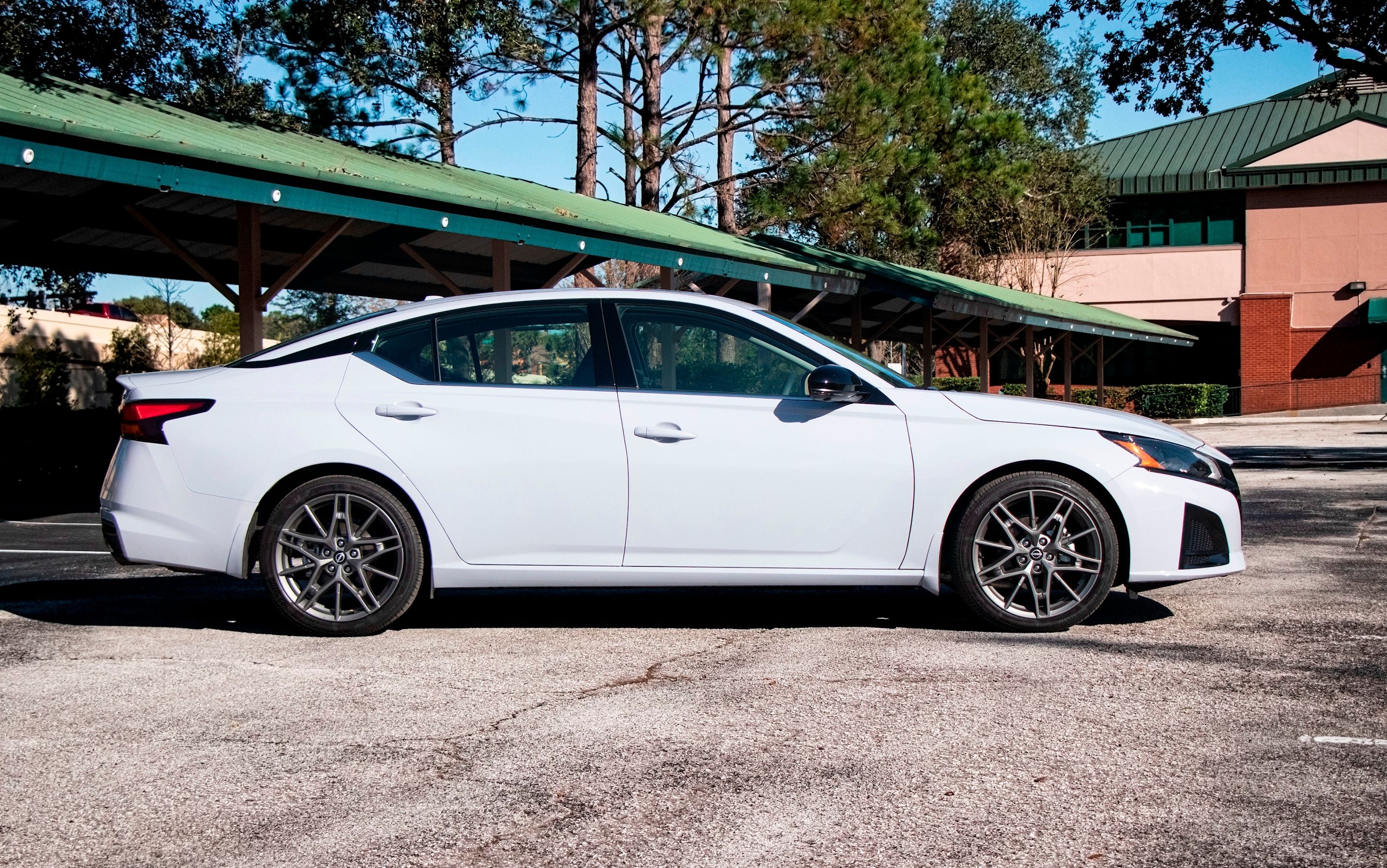2024 Nissan Altima Exterior Photos