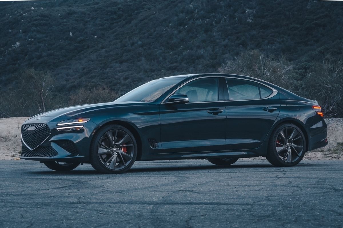 The Genesis G70 Will NOT Suffer The Same Fate As The Kia Stinger