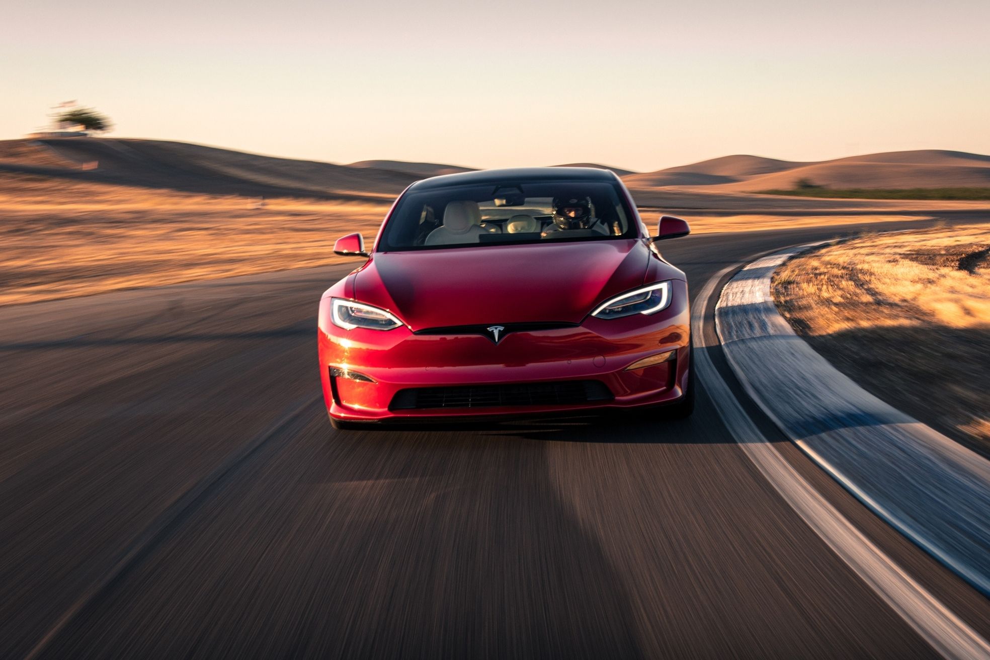 Elon Musk's Rumored Successor Steps Down From Tesla Legal ...