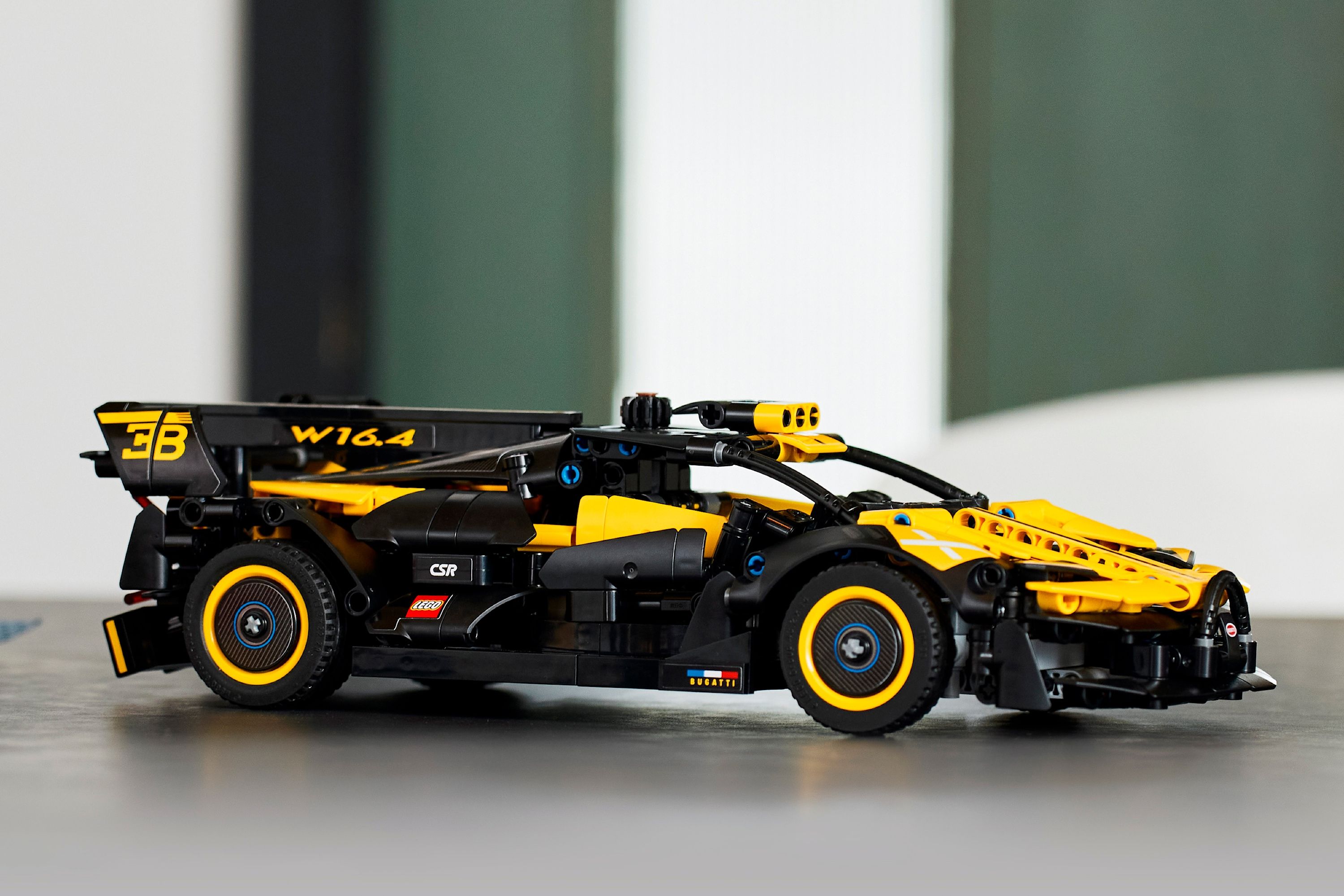 Lego Technic Bugatti Bolide Is A Foot-Long Replica Of Bugatti's ...