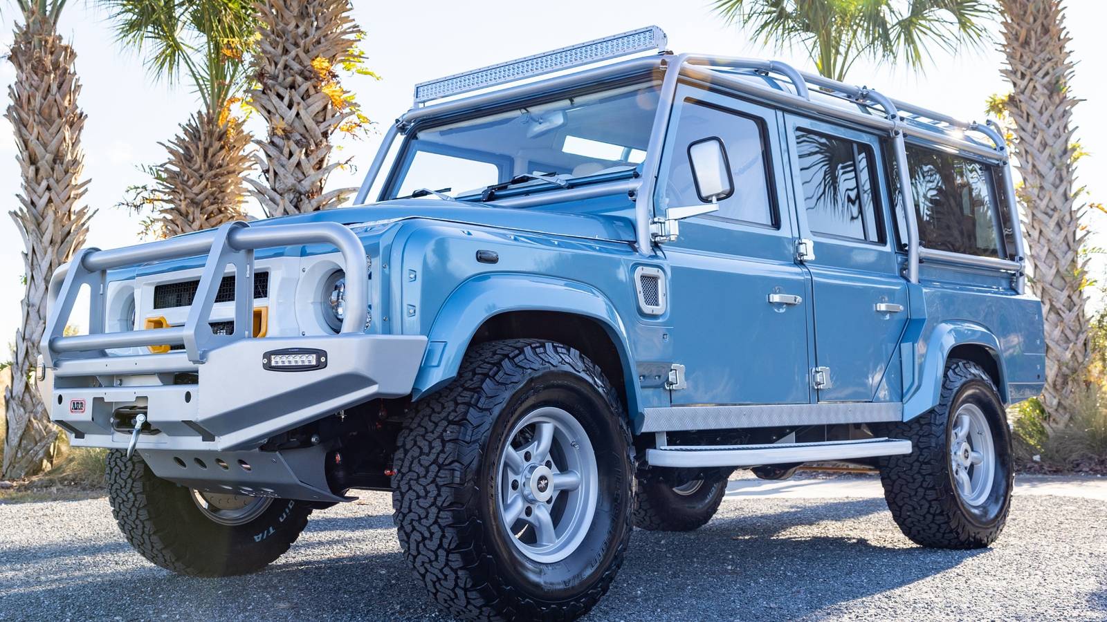 ECD Delivers Yet Another Killer Land Rover Defender Restomod