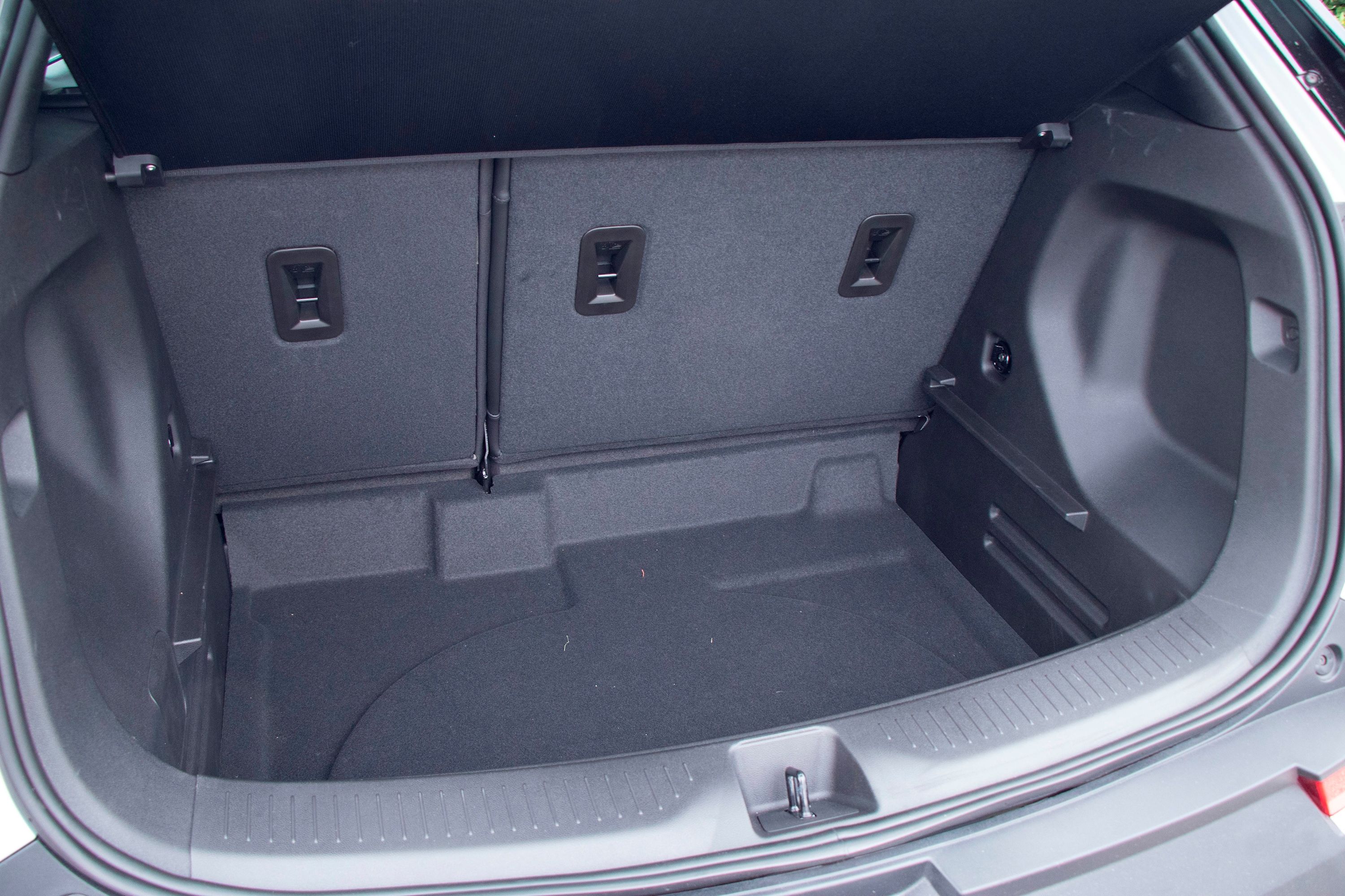 2023 Chevrolet Bolt EUV Photos Interior CarBuzz