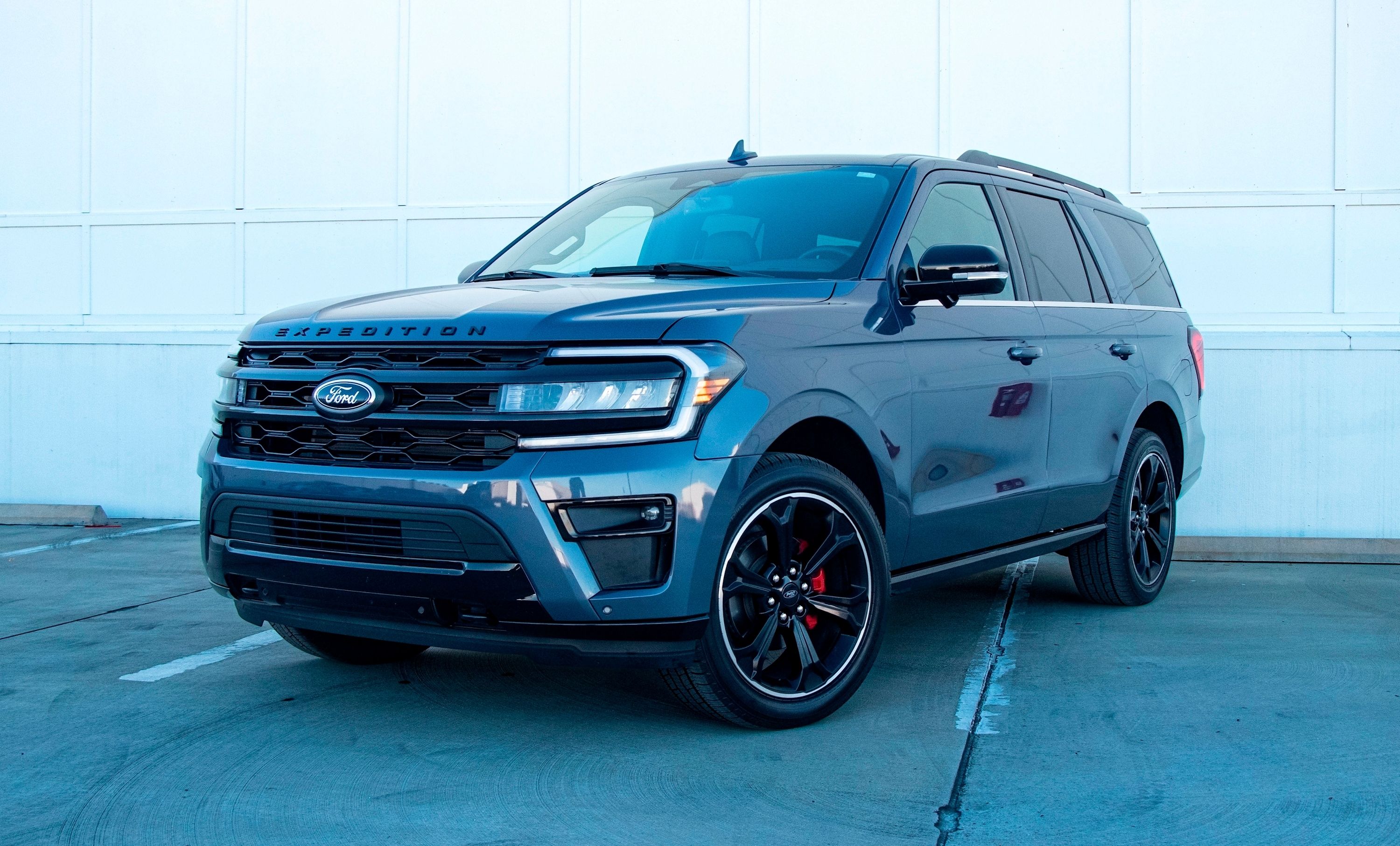 Driven: The 2023 Ford Expedition Stealth Edition Is A Three-Row Muscle Car